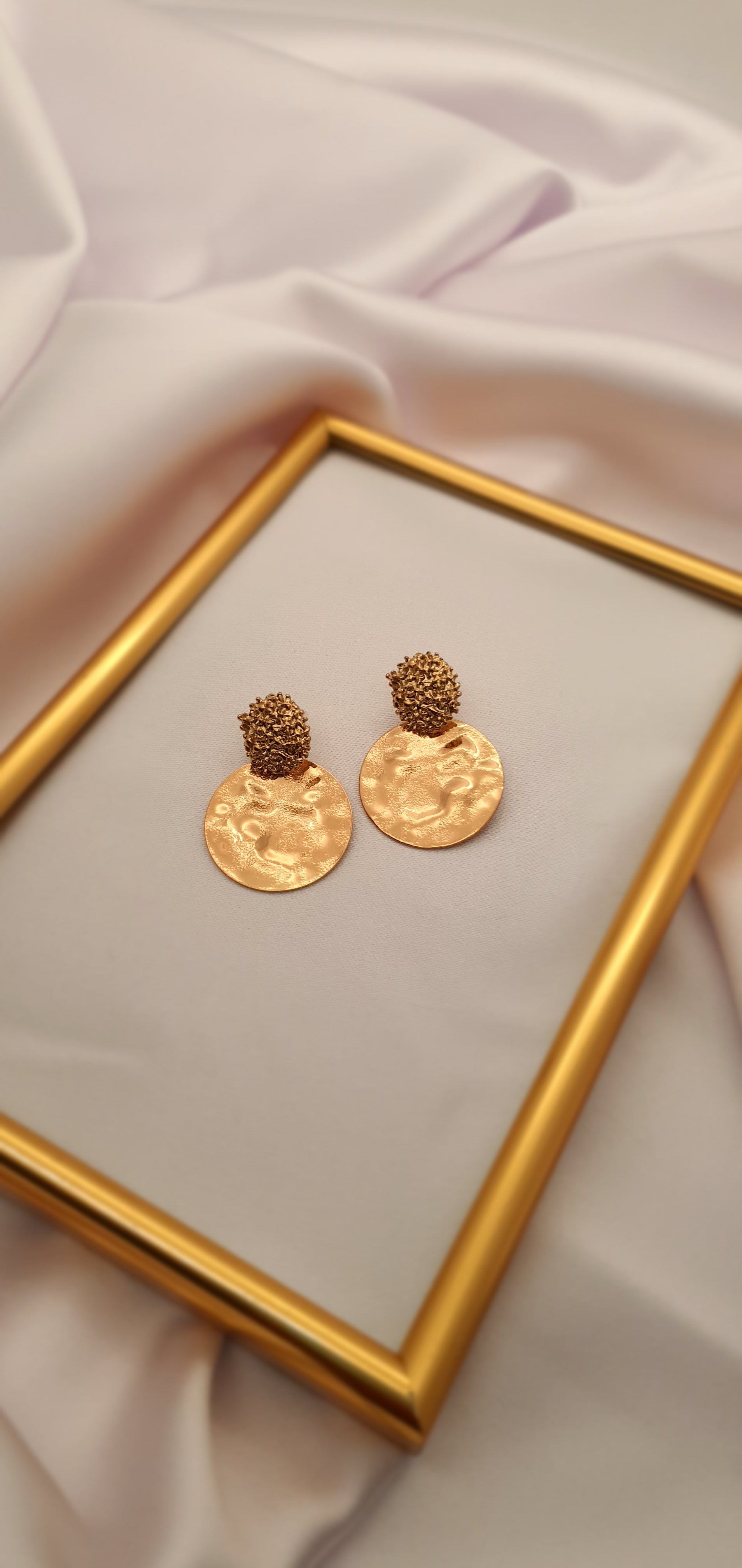 "LISA" EARRINGS – PRESTIGIUM.CO